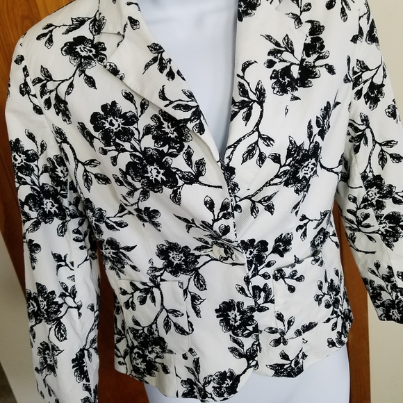 Judith Hart | Jackets & Coats | Judith Hart Lined Petite Floral Blazer ...